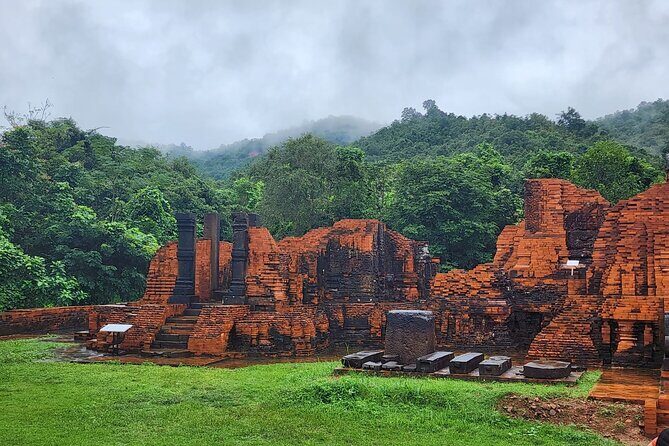 Private Tour at My Son Sanctuary with Dance Performance - What Past Travelers Say