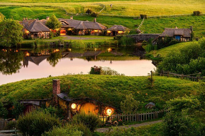 Private tour - Hobbiton Movie Set Evening Banquet Return from Auckland - The Itinerary: What to Expect From Start to Finish