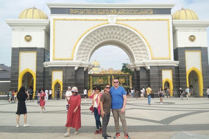 Private Tour Kuala Lumpur Shore Excursion Include Batu Caves - The Sum Up