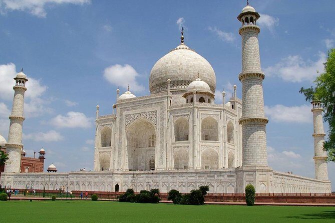 Private Tour: One Day Trip To Agra from Delhi by Car Visit Taj Mahal & Agra Fort - Who Should Consider This Tour?