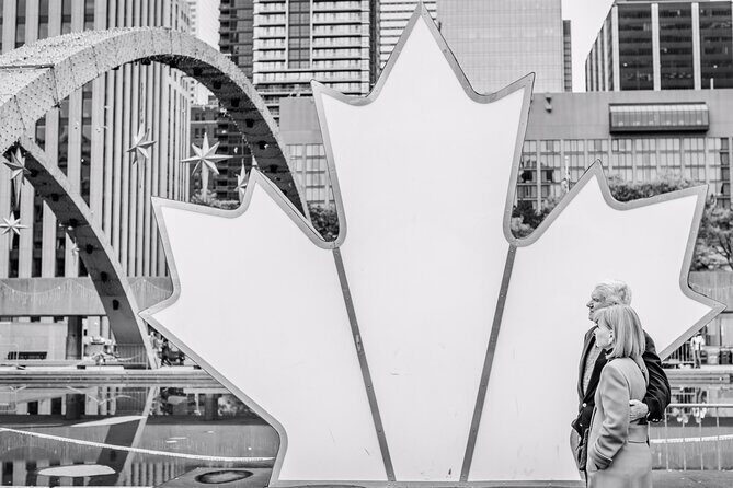 Private Tour: Personal Travel Photographer Tour in Toronto - An In-Depth Look at the Experience
