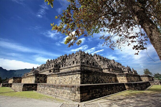 Private tour semarang pier to borobudur temple - What You Can Expect on This Private Tour