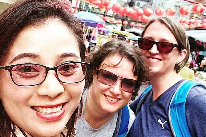 Private Tour : Temples and City Tour - Market Delights: Tha Tien Market