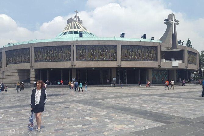 Private Tour: Teotihuacan and Guadalupe Shrine - Transport and Comfort