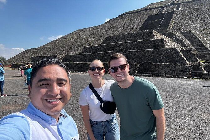 Private Tour: Teotihuacán/Basílica de Guadalupe Hotel Pick Up - Smooth Logistics and Thoughtful Extras