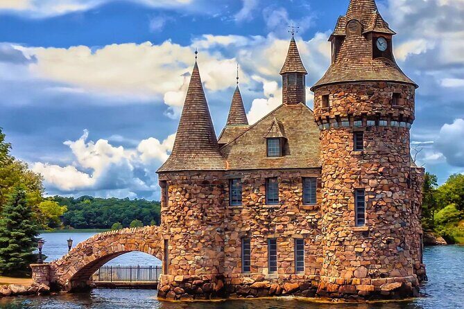 Private Tour to 1000 Islands from Toronto with Castle Boat Cruise - What’s Included and What to Keep in Mind
