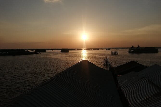 Private tour to Bakong Temple and Sunset at Tonle Sap Lake - Exploring the Roluos Temples: A Glimpse into Cambodia’s Foundations