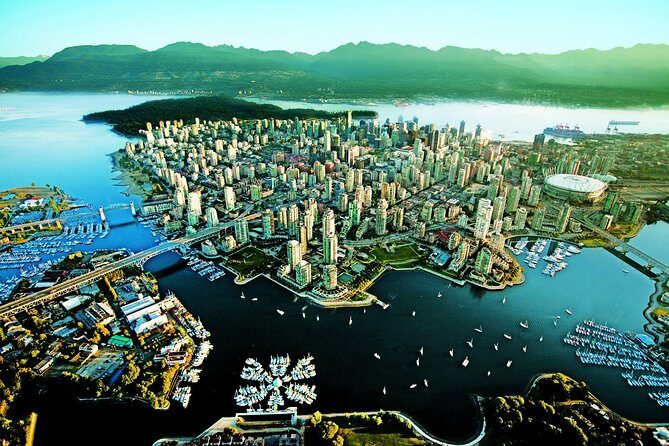 Private Tour: Vancouver Sightseeing and Capilano Suspension Bridge - In-Depth Tour Breakdown: What to Expect