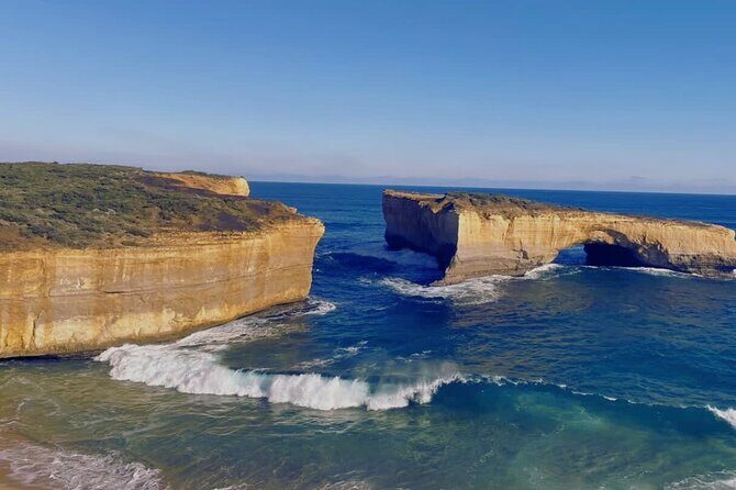 [Private Tour]Great Ocean Road and 12 Apostles Luxury Day Trip - Stop 1: Great Ocean Road Chocolaterie & Ice Creamery