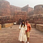 Private Transfer Agra to Delhi - Inside the Vehicle: What to Expect