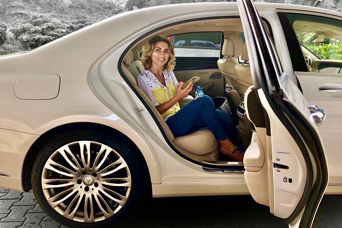 Private transfer Airport, Hotels, Pensions, Ferry, Restaurants - Specifics of the Service