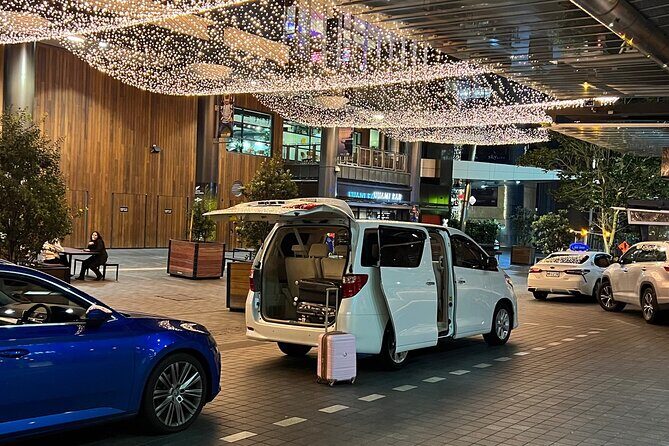 Private Transfer From Auckland Airport To Matakana - The Vehicle and Service Quality