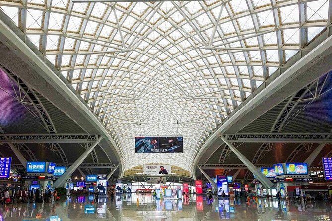 Private Transfer from Beijing Railway Station to Hotel - The Journey: Comfort and Practicality