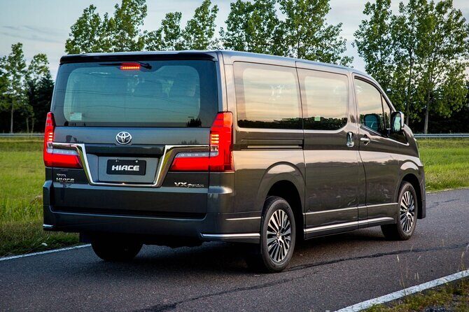 Private Transfer from Tokyo City to Narita Airport NRT by van - Who Should Consider This Service?