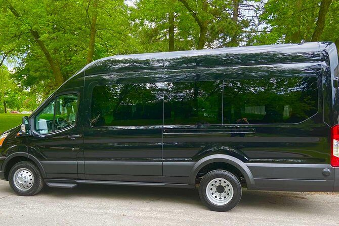Private Transfer from Toronto Pearson Airport to Toronto - What to Expect on Your Journey