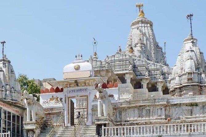 Private Transfer From Udaipur To Ahmedabad - The Value of a Private Transfer in India