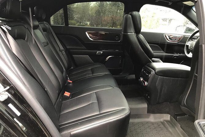 Private Transfer from Vancouver Airport to Cruise Terminal (Port) - Vehicle and Comfort