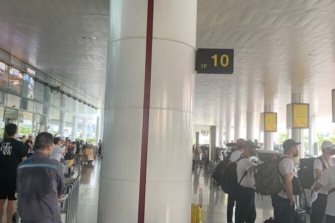 Private Transfer Hanoi Airport from and to Old Quarter - The Booking and Arrival Experience