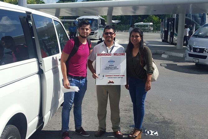 Private transfer to Cancun Airport from hotels in Cancun Area - The Vehicle and Comfort Level
