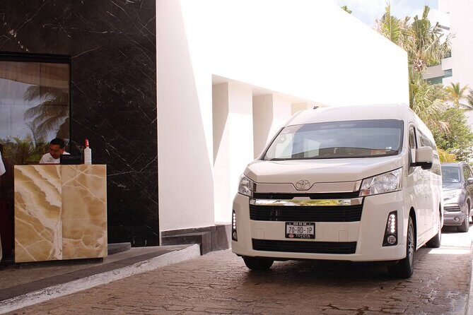 Private transfer to Cancun Airport to Hotel Zone - An In-Depth Look at This Transfer Service