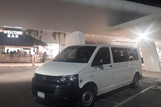 Private transportation from CUN Airport to Playa del Carmen - The Ride Experience: Comfort and Convenience