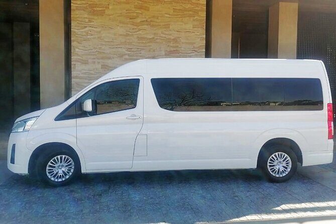 Private transportation to all hotels in Los Cabos. - The Value of the Price