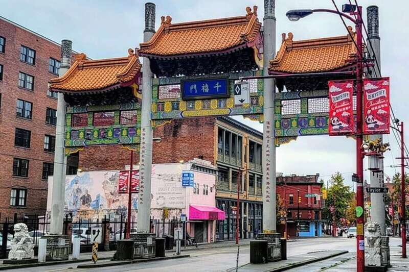 Private Vancouver Amazing Highlight Tour With Chinese Garden - A Walk Through Vancouver’s Iconic Neighborhoods