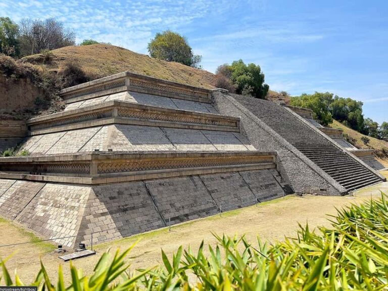 Puebla: Mexico's largest archaeological site & Cholula - Climbing the Mirador Pyramid and Enjoying the Views