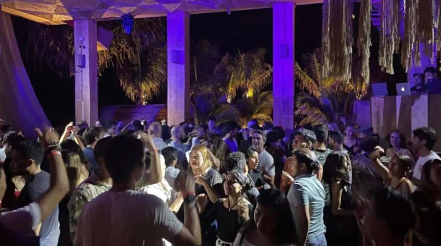 Puerto Escondido Pub Crawl - Who Should Consider This Experience?