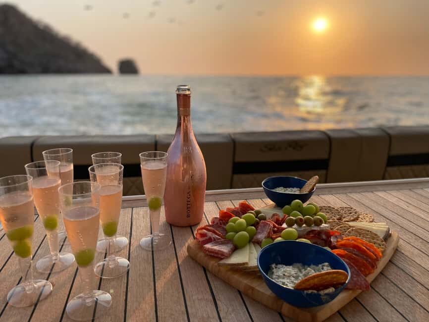 Puerto Vallarta: Sunset Cruise Aboard a Luxury Yacht-private - Why This Experience Offers Great Value