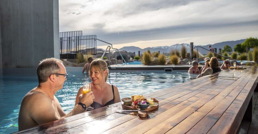 puke Thermal Pools: Adults-Only Entry with Swim Up Bar - What Makes Puke Thermal Pools Special?