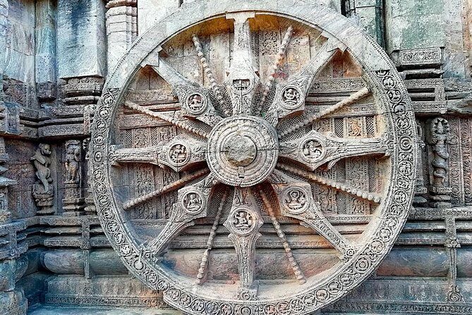 Puri Jagannath, Konark Sun temple, Pattachitra art in best of Odisha in 2 days - Who Will Love This Tour?