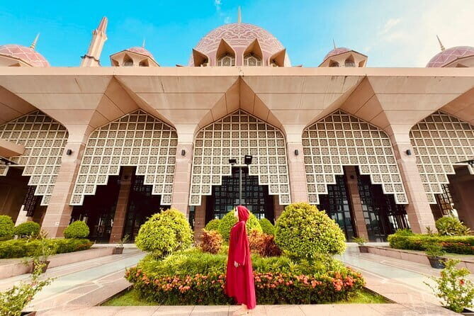Putrajaya Private Tour with Guide - Exploring the Itinerary in Detail