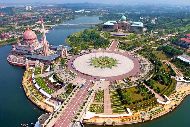 Putrajaya Tour - The Experience in Practice