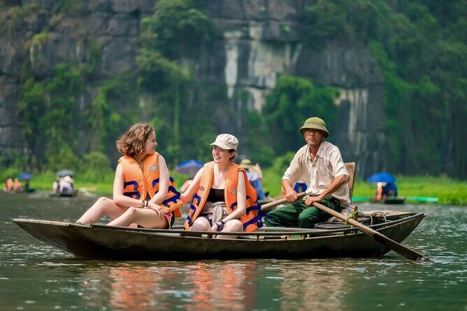 Quang Phu Cau Incense Village- Hoa Lu - Trang An Small Group Tour - Trang An Grottoes: UNESCO World Heritage and Movie Set
