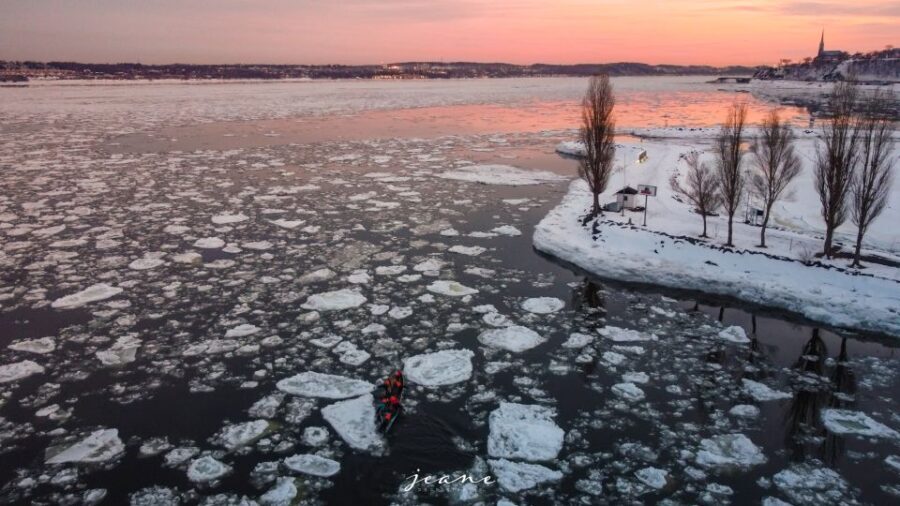 Quebec City: Ice Canoeing with Hot Chocolate & Sauna - The Ice Canoeing Itself