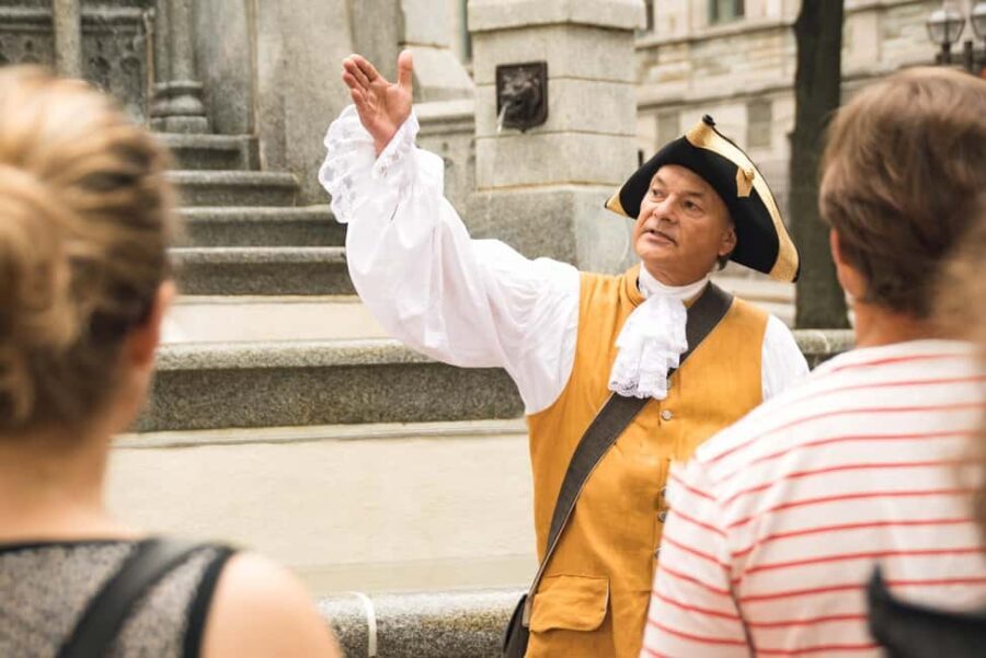 Quebec City: Old Quebec Historical Walking Tour - A Walk Through History and Stunning Architecture