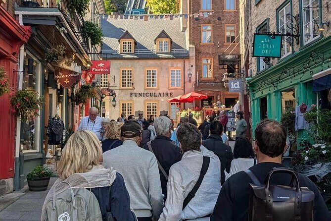 Quebec City Scenic Walking Tour with 1 Funicular Ride - The Group Size and Tour Dynamics