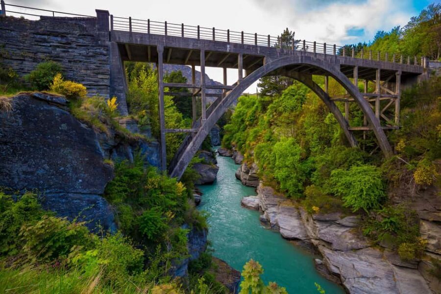 Queenstown: Ale Trail Self-Guided Bike Tour with Shuttle - What Makes This Tour Stand Out?