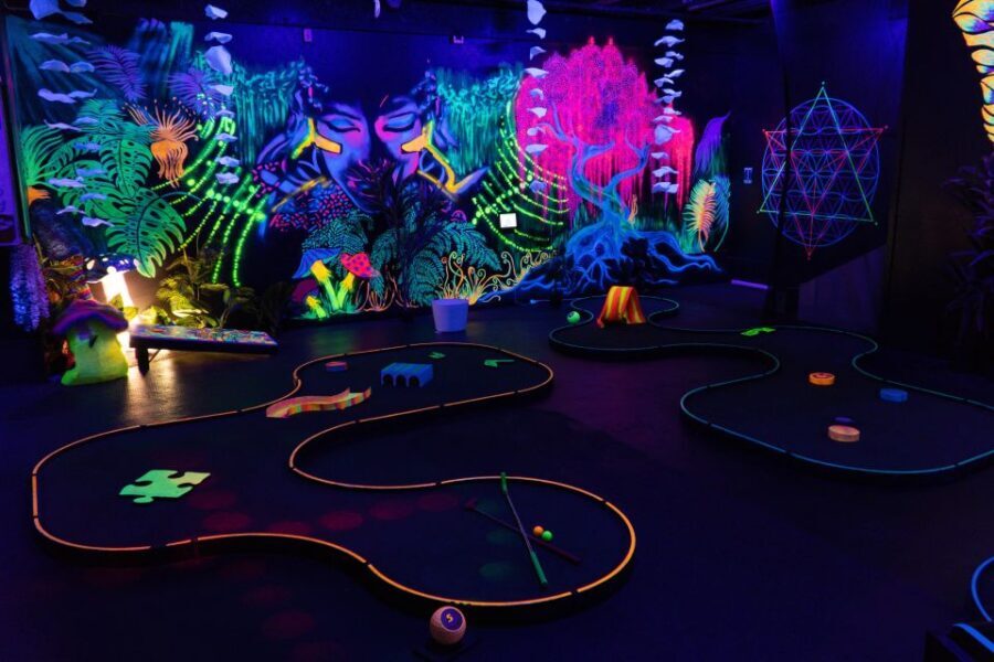 Queenstown: Indoor Putt 'n' Glow Mini Golf - The Practicalities: What to Expect