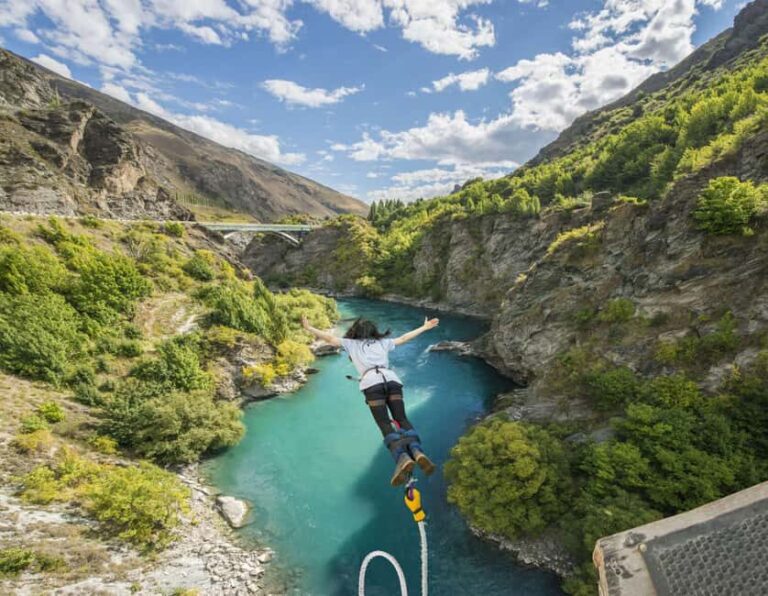 Queenstown: Kawarau Bridge Bungy - World's First Bungy! - How the Experience Is Structured