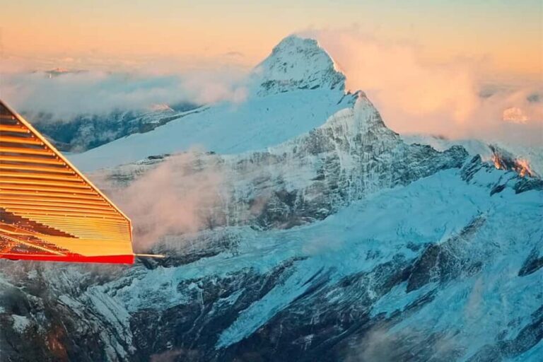 Queenstown: Sunrise Glacier Scenic Flight - An In-Depth Look at the Queenstown Sunrise Scenic Flight