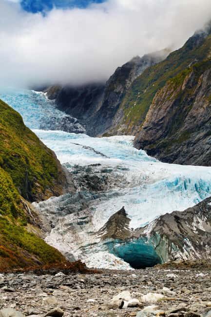 Queenstown to Franz Josef Tour via Wnaka (One-Way) - How the Tour Runs