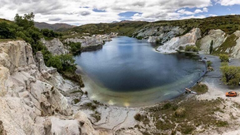 Queenstown to Middlemarch Small-Group Guided Tour (One-Way) - The Practicalities and What You Can Expect