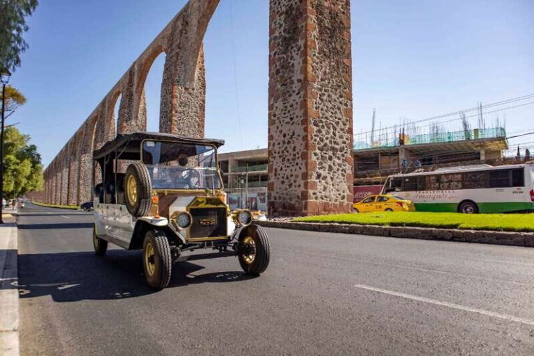 Querétaro: City Tour in a Classic Ford T Vehicle - The Highlights and Their Value