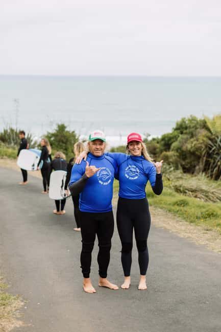 Raglan: Private Surf lesson 2:1 - What Makes This Surf Lesson Stand Out?