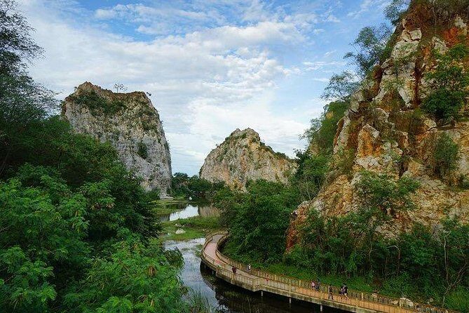 Refreshing, Healing, Amazing Escape to Ratchaburi from Bangkok with Lunch - A Deep Dive Into the Experience