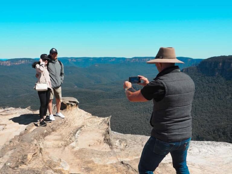 Roos, Blues & Views - Blue Mountains Day Tour w Lunch - An Authentic Blue Mountains Experience in a Nutshell