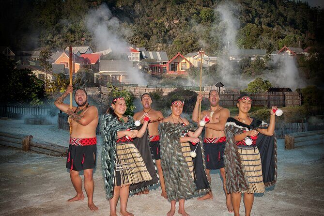 Rotorua Private Tour from Tauranga (up to 11 people) - The Itinerary Breakdown