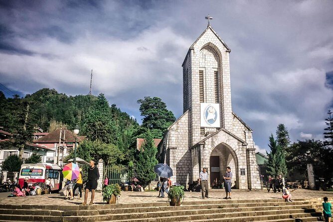 Round - Trip Hanoi - Sapa - Hanoi Private Vehicle Charter - Who Should Consider This Service?